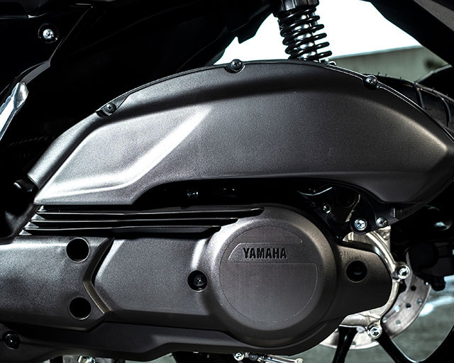 Yamaha NMAX 155 | Racecourse Motors